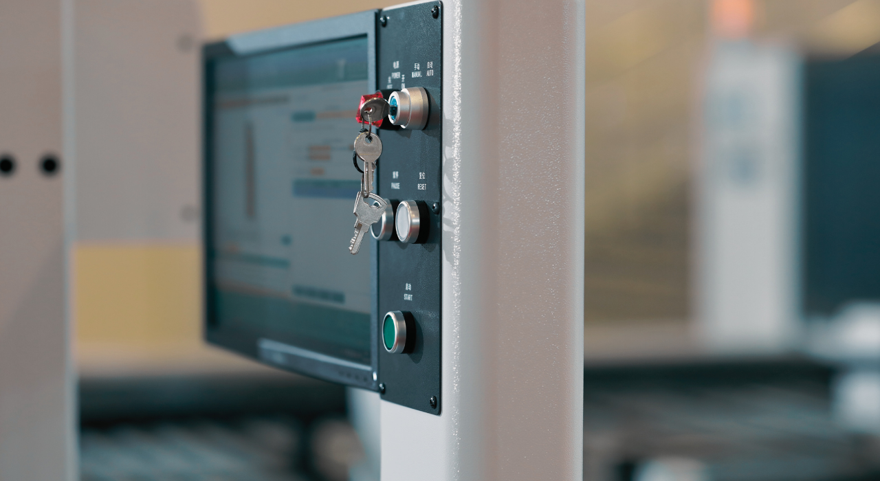 Exploring the Features and Versatility of Mitsubishi QTERM HMI Devices ...